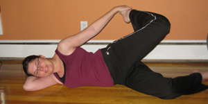 Thigh Stretch (Side Lying Hip Flexors) - Healing Hands Chiropractic